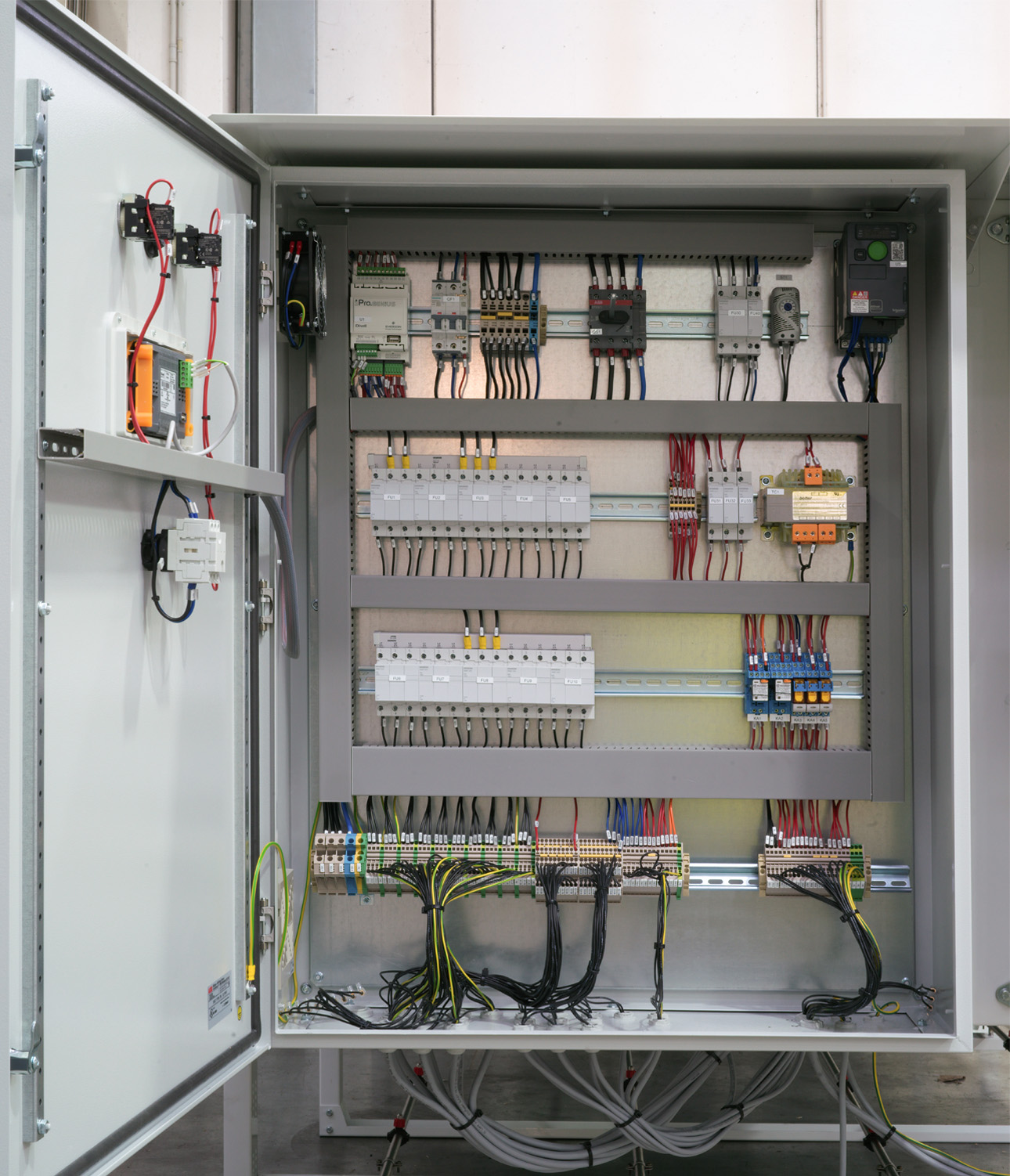 Electrical panels board and Electrical panels Box | Alfazal Industry